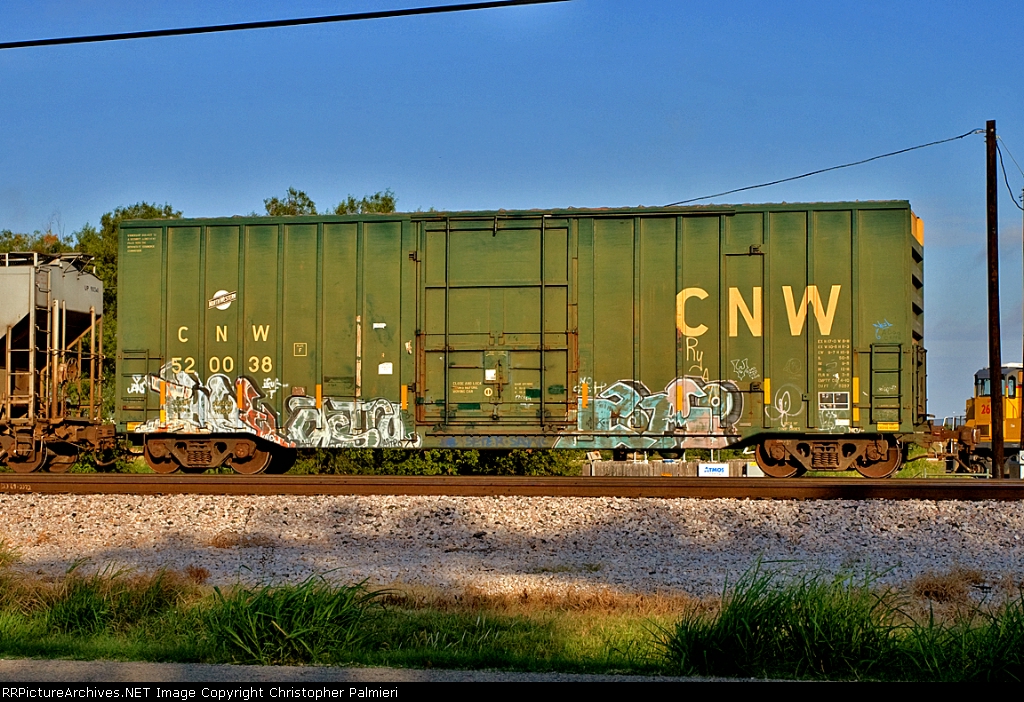 CNW 520038
